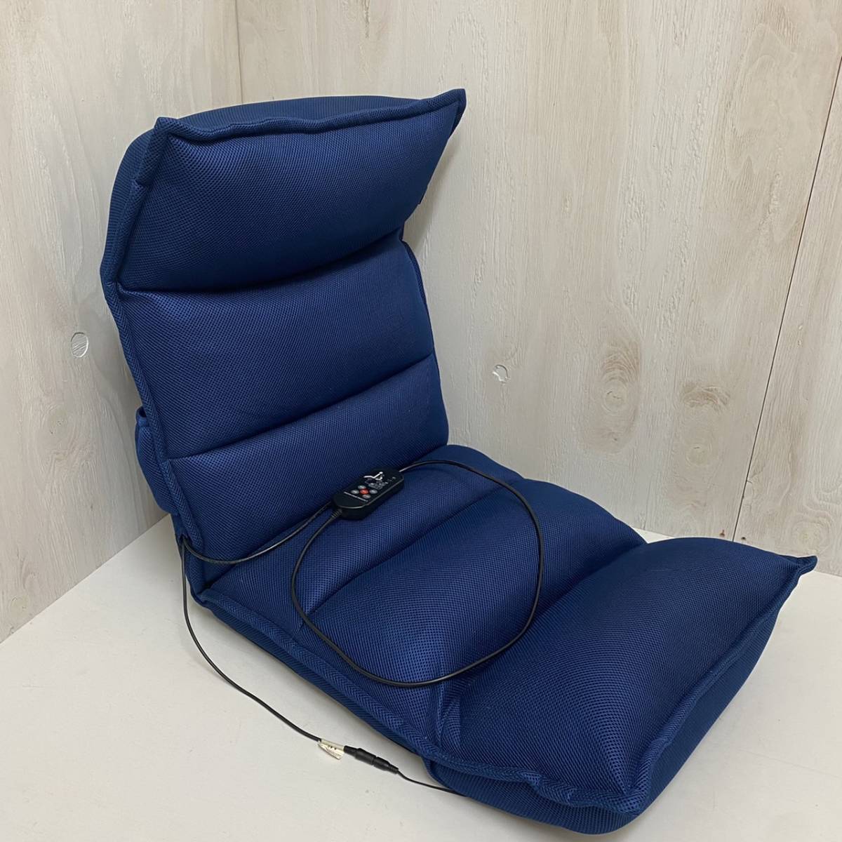 ツカモトエイム AIM-115 スイッチチェアプレミアムファイブ マッサージ座椅子 マッサージ器 ヒーター付 ネイビー(マッサージチェア ...