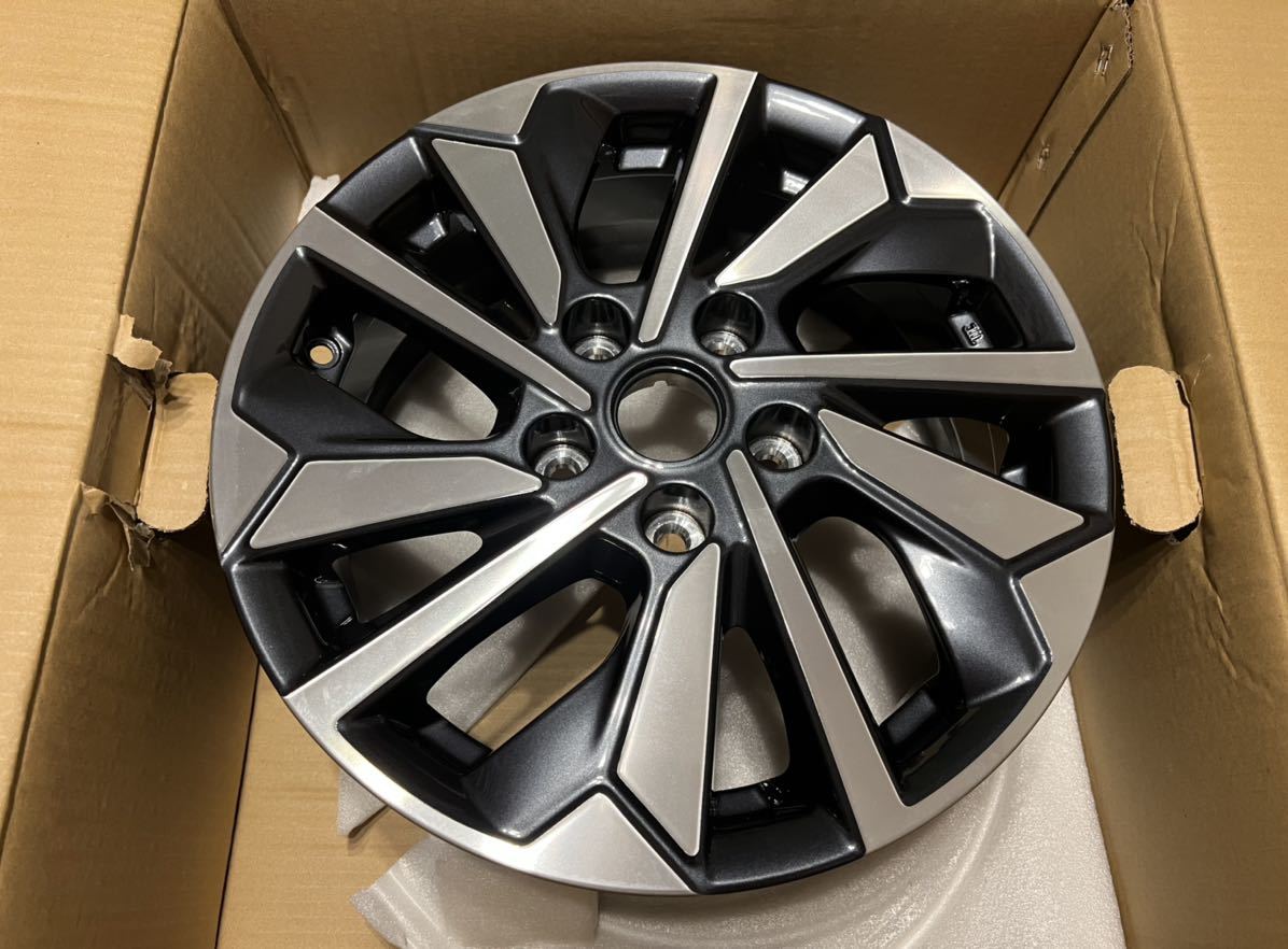 日産 後期 セレナ C27 e-Power ハイウェイスター 純正アルミホイール バルブ付き 16インチ 純正 C27 C26 オプションホイール(純正品)｜売買されたオークション情報 ...