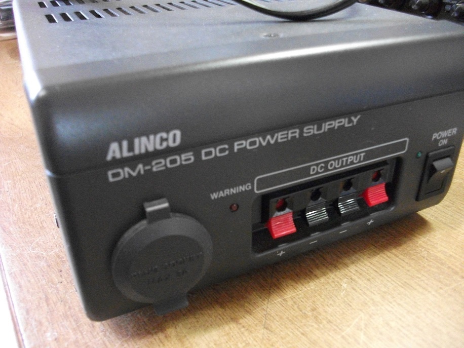 ALINCO DM-205 DC POWER SUPPLY(その他)｜売買されたオークション情報、yahooの商品情報をアーカイブ公開 ...