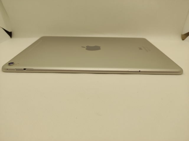 A1674 iPad Pro 9.7インチ Wi-Fi+Cellular 32GB MLPX2J/A SIMフリー シルバー(iPad本体 ...