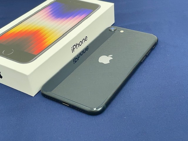 2751 バッテリー100％ iPhoneSE 第三世代 64GB MMYC3J/A SIMフリー ミッドナイト ブラック(iPhone)｜売買されたオークション情報、yahooの商品情報を ...