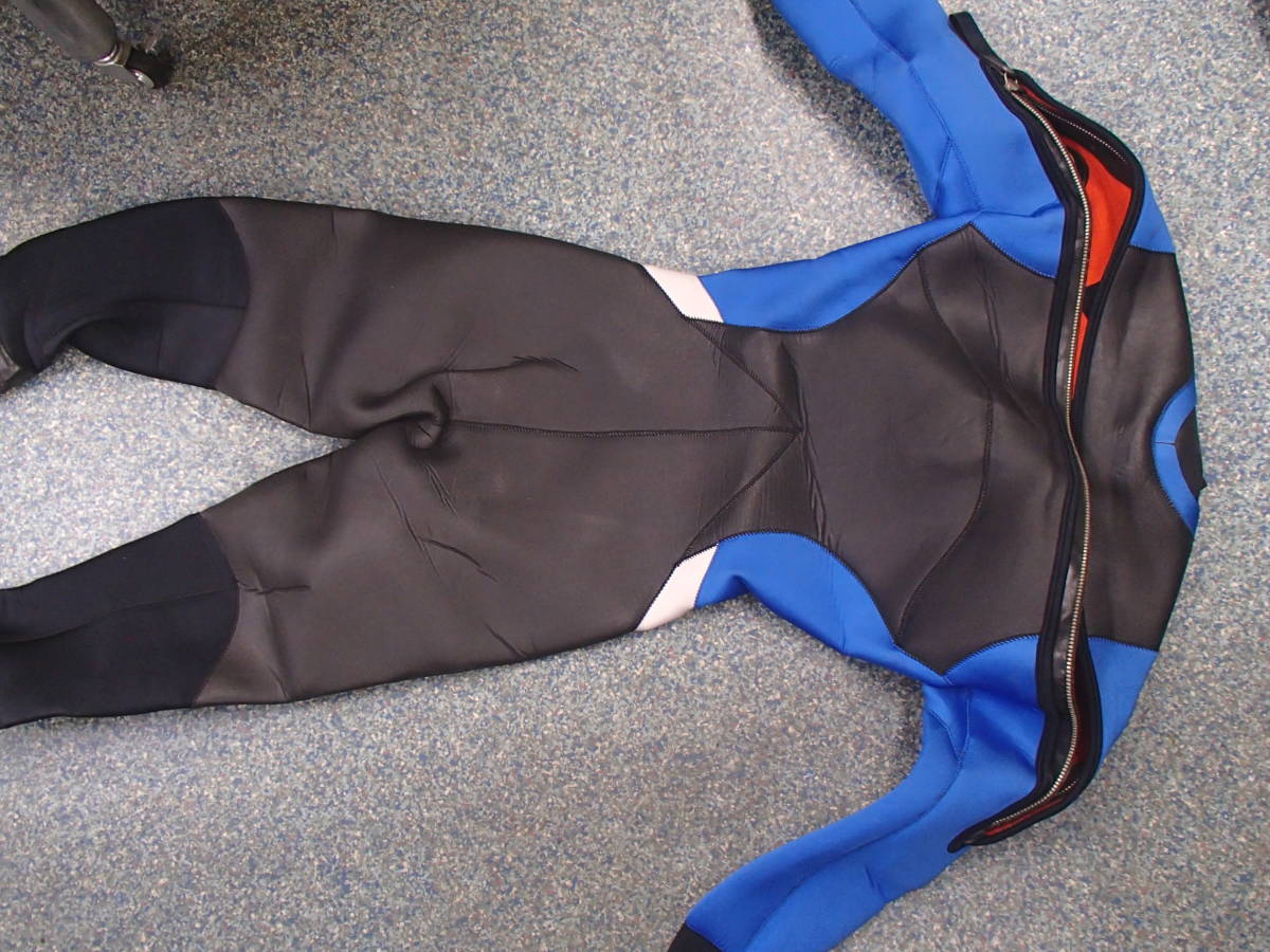 WORLDDIVE ZEA MAX ドライスーツ 5mm メンズ 170cm/55kg/24cm リストバルブ付(ドライスーツ)｜売買されたオークション情報、yahooの商品情報をアーカイブ ...