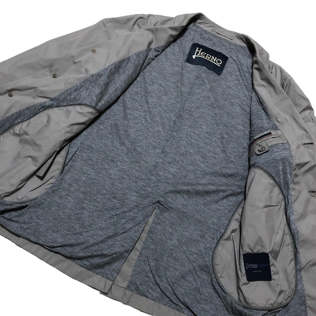 1円 Herno FLIGHT ヘルノ コート ショート丈 ポリエステル グレー系 メンズ 48(Mサイズ)｜売買されたオークション情報、yahooの商品情報をアーカイブ公開 - オークファン ...