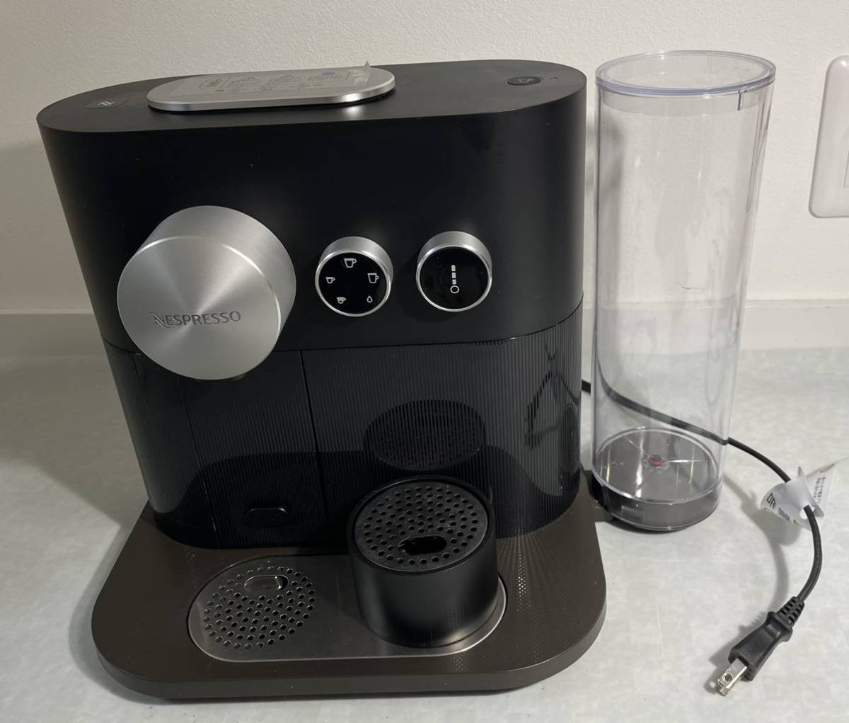 ネスプレッソ コーヒーメーカー エキスパート ブラック nespresso c80 2017年製(コーヒーメーカー一般)｜売買された ...