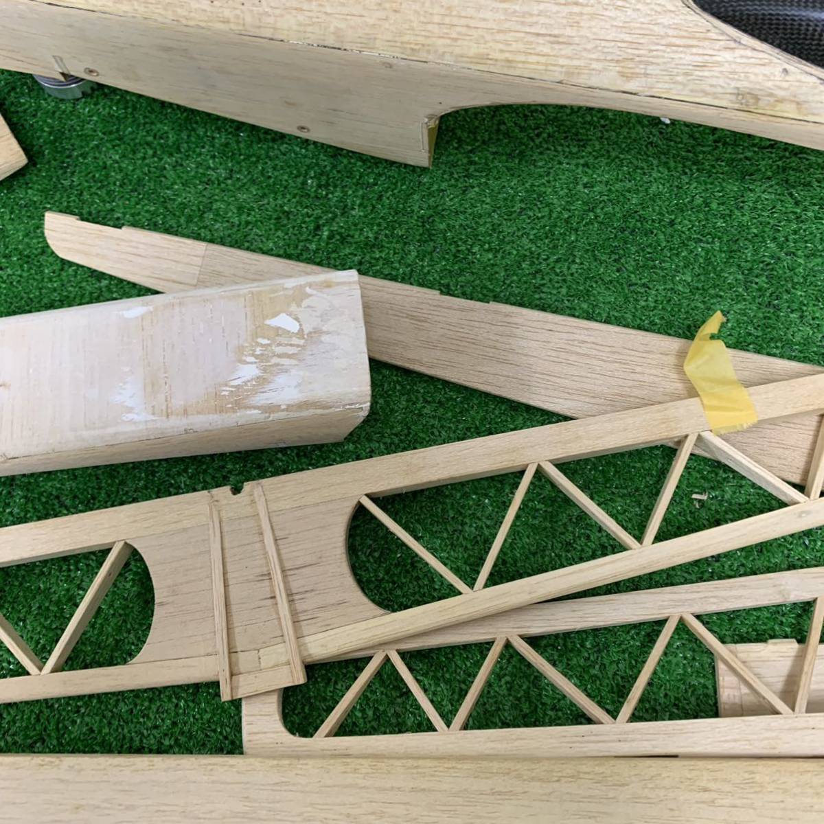 1円 飛行機 未組み立て 保管品 BRODAK製 KIT VECTOR 40 ラジコン 模型 バルサ キット 1KF7805(組立キット ...