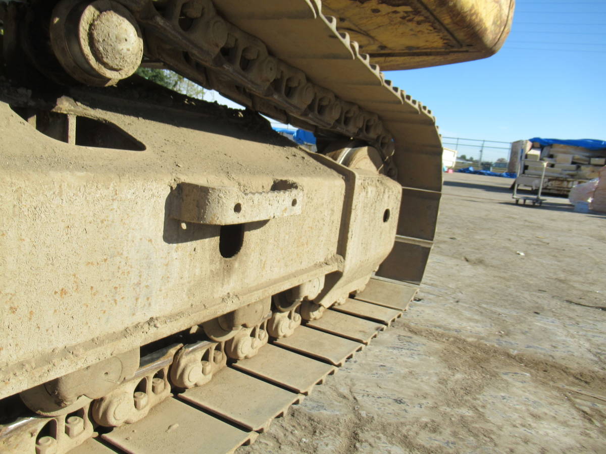 コマツ KOMATSU HB205 配管付 引取り限定 解体用(建設機械、重機)｜売買されたオークション情報、yahooの商品情報をアーカイブ ...