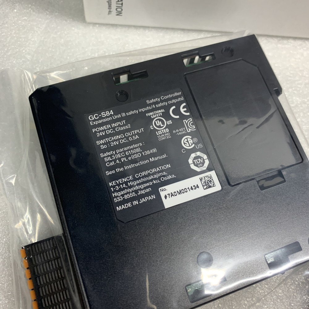 KEYENCE セーフティコントローラ 安全入出力ユニット GC-S84 箱開封済み/保管品 キーエンス / S230120_1(その他 ...