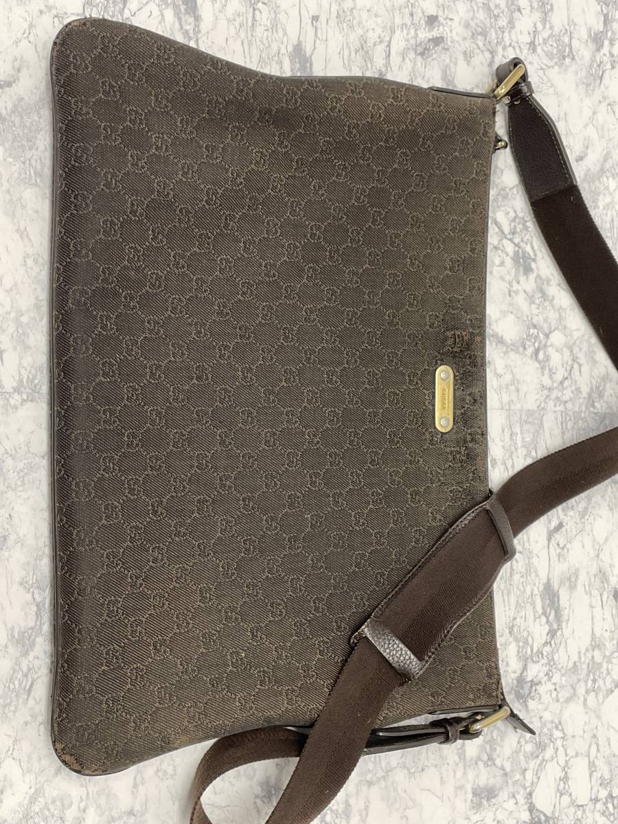 GUCCI グッチ 190628 キャンバス レザー マチ無 ショルダーバッグ アウトレット ブラウン(その他)｜売買されたオークション情報、yahooの商品情報をアーカイブ公開 ...