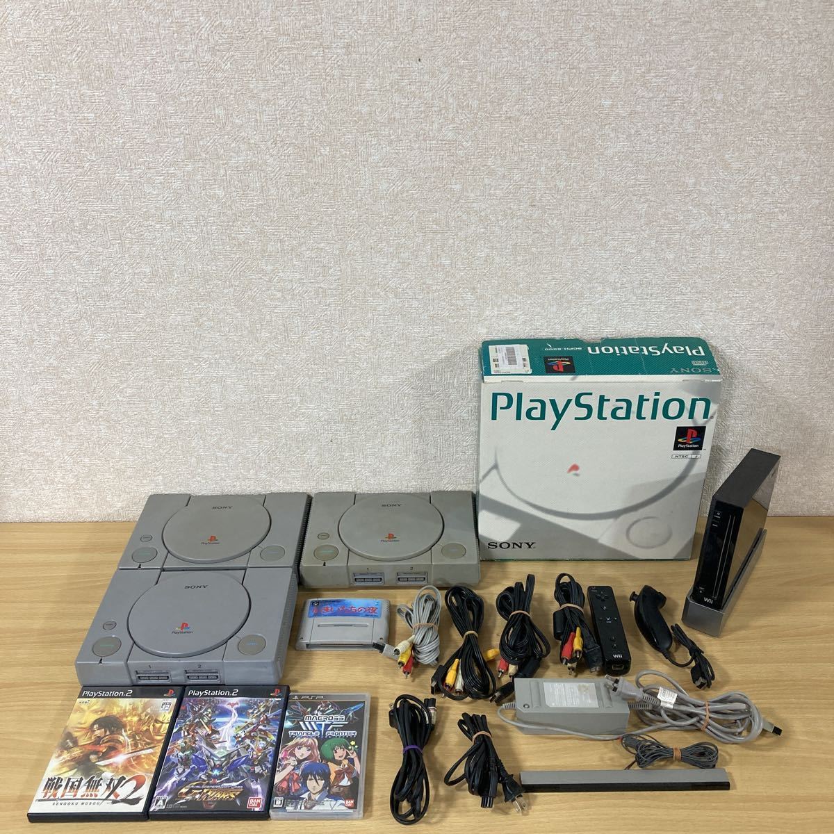 PlayStation Wii SCPH-5500 SCPH-7000 RVL-001 戦国無双2 ガンダム ジージェネレーション ウォーズ 他 ゲーム カセット 大量まとめ 3ユ2999 ...
