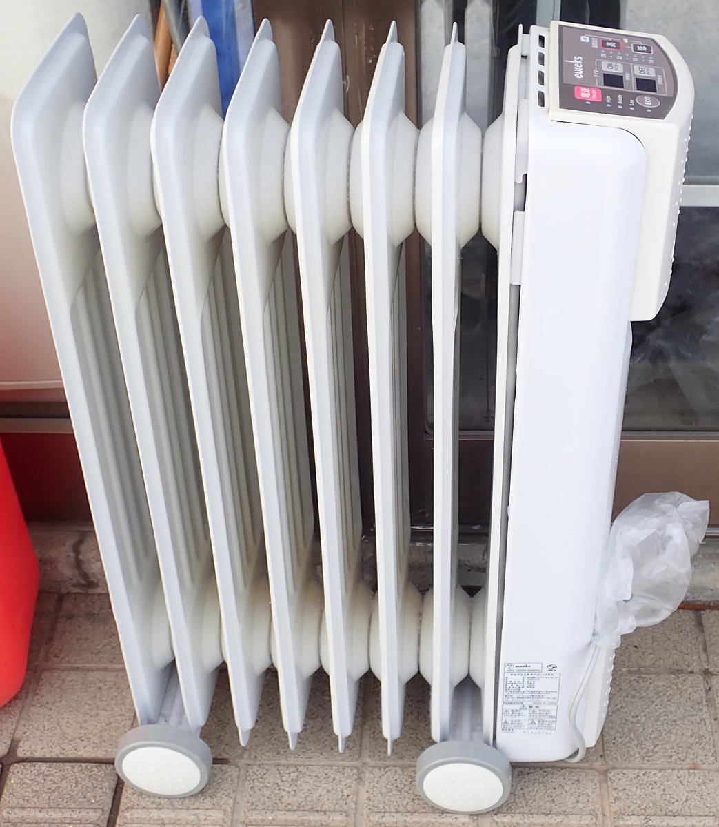 札幌 eureks ユーレックス ラジエター式オイルヒーター FZ8B2TCE(オイルヒーター)｜売買されたオークション情報、yahooの商品情報をアーカイブ公開 - オークファン ...