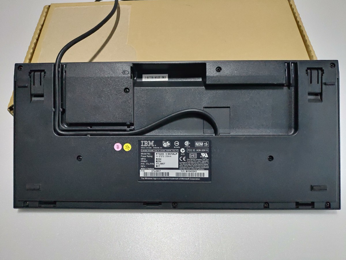 IBM Space Saver II Keyboard スペースセーバーⅡキーボード TYPE 37L0907(PS/2キーボード)｜売買され ...