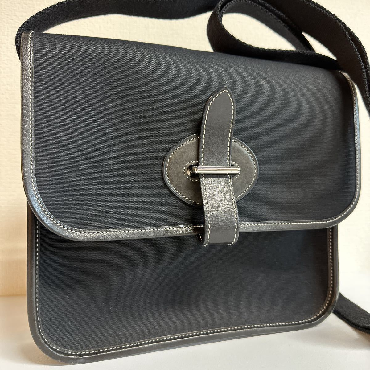 1円〜 HERMES エルメス ブエナベンチュラ ショルダーバッグ メンズ(かばん、バッグ)｜売買されたオークション情報、yahooの商品情報をアーカイブ公開 - オークファン（aucfan.com）