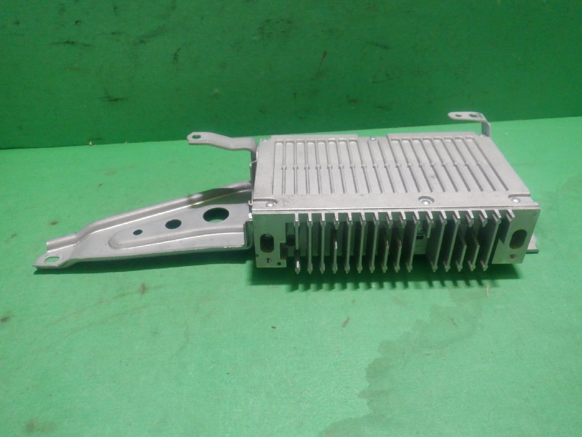 C トヨタ クラウン GRS200 前期 純正 オーディオアンプ FUJITSU TEN 86280-30560 146000 ...