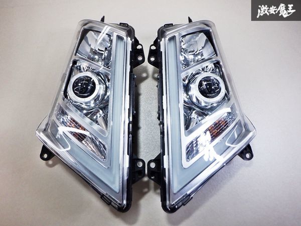 キバミ無し VOLVO ボルボ純正 FH FM トラック HID キセノン ヘッドランプ ヘッドライト 右 左 左右セット 84170243 ...