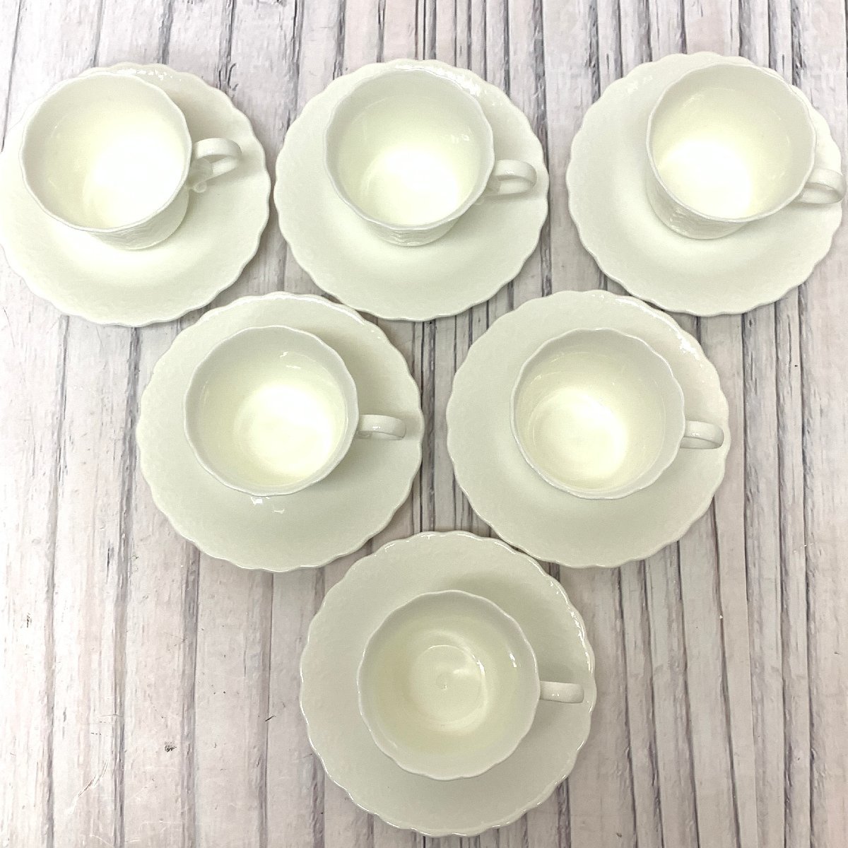 s001 I4 保管品 ナルミ ボーンチャイナ カップ&ソーサー 6客セット リリーホワイト NARUMI Lilly White 珈琲 紅茶 ...