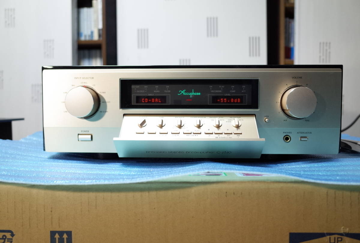 Accuphase C-2820(アキュフェーズ)｜売買されたオークション情報、yahooの商品情報をアーカイブ公開 - オークファン ...