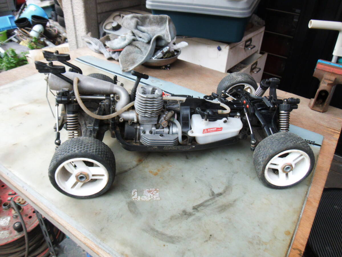 TAMIYA 車種不明なエンジン ラジコンカー パーツ不足有り 動作未確認の為ジャンク(組立キット（エンジン）)｜売買されたオークション情報、yahooの商品情報をアーカイブ公開 ...