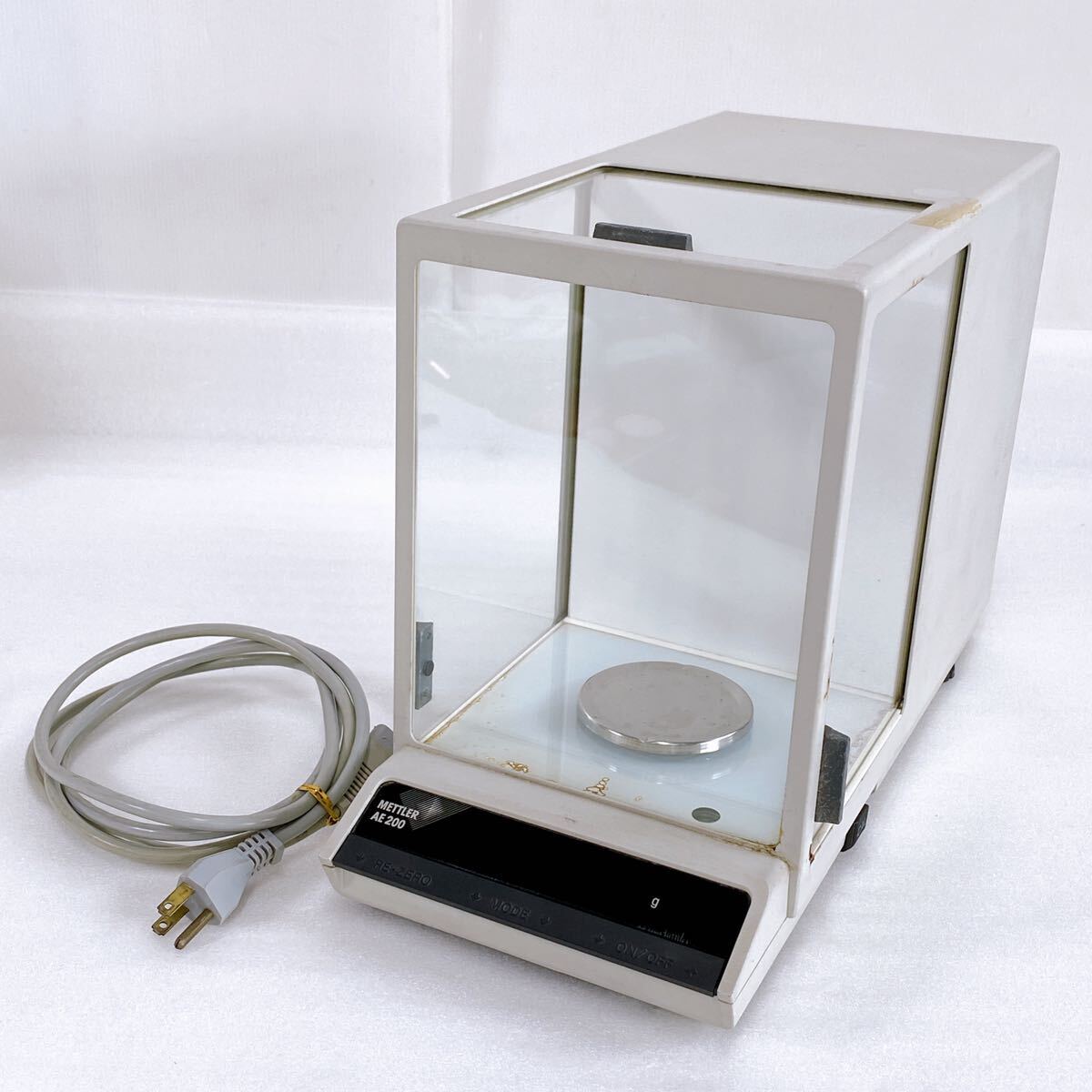 シイベル機械 METTLER AE200-S メトラートレド 分析天秤 電子天秤 精密秤 通電確認のみ(はかり、スケール)｜売買された ...