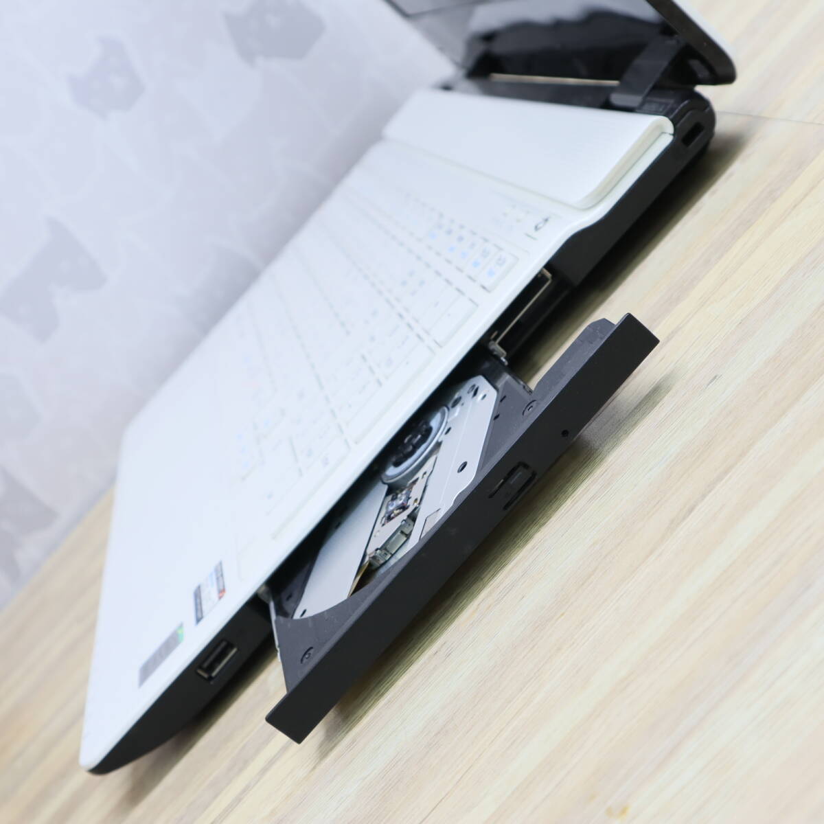 超 高性能5世代i3 SSD256GB メモリ16GB NS350A Core i3-5005U Webカメラ Win11 MS Office2019 Home&Business P70756 ...