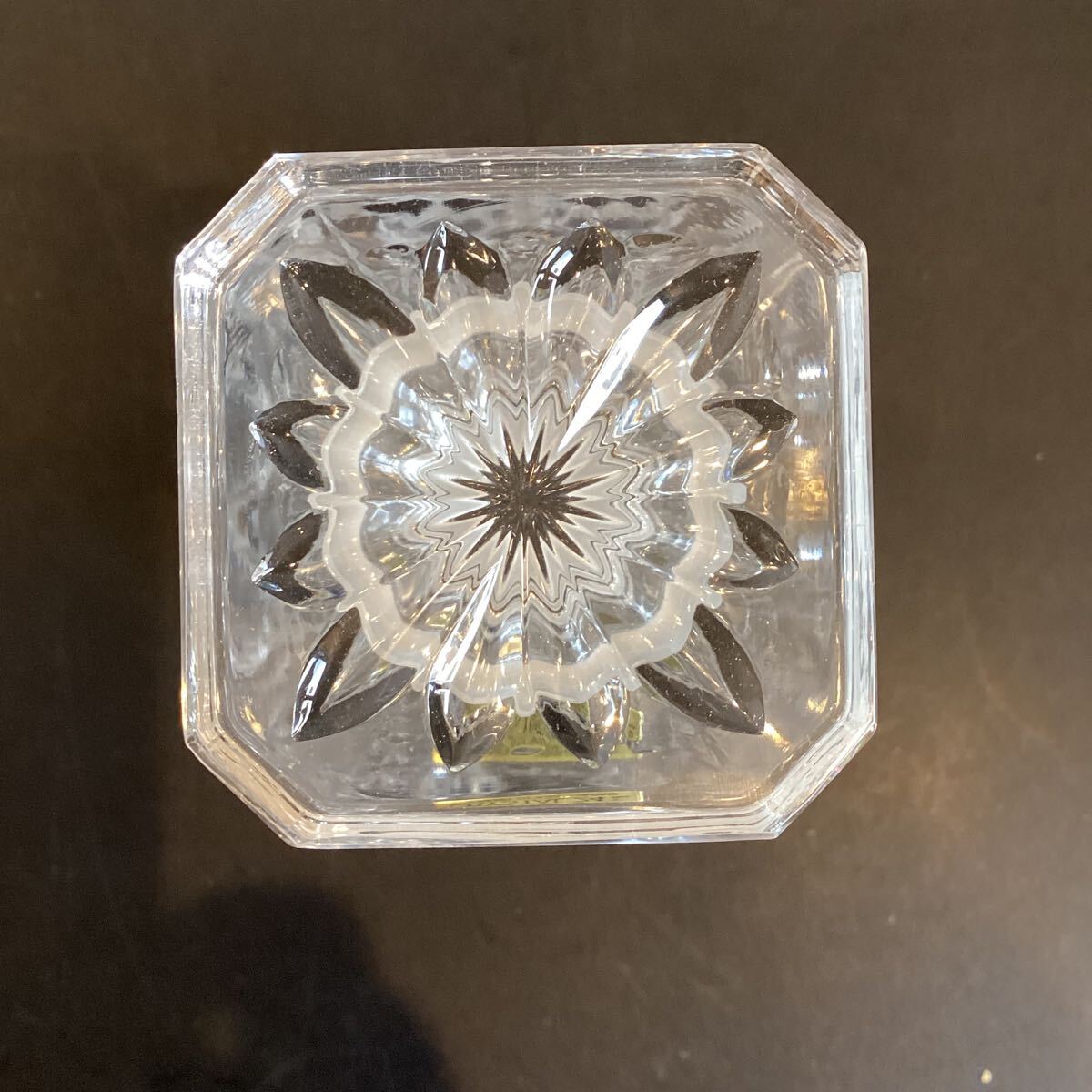 10 11571 KAMEI GLASS カメイガラス まとめ デキャンタ(工芸ガラス)｜売買されたオークション情報、yahooの商品情報をアーカイブ公開 - オークファン（aucfan.com）