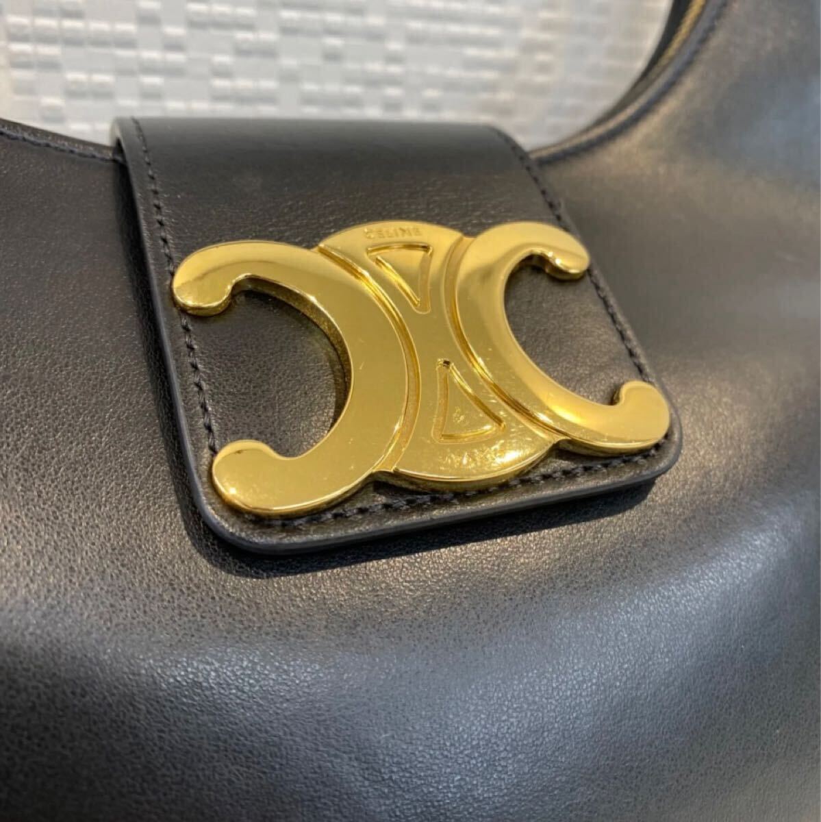 極 CELINE セリーヌ ミディアム AVA アヴァ トリオンフバッグ ハンドバッグ カーフスキンブラック レディース 11449 ワン ...