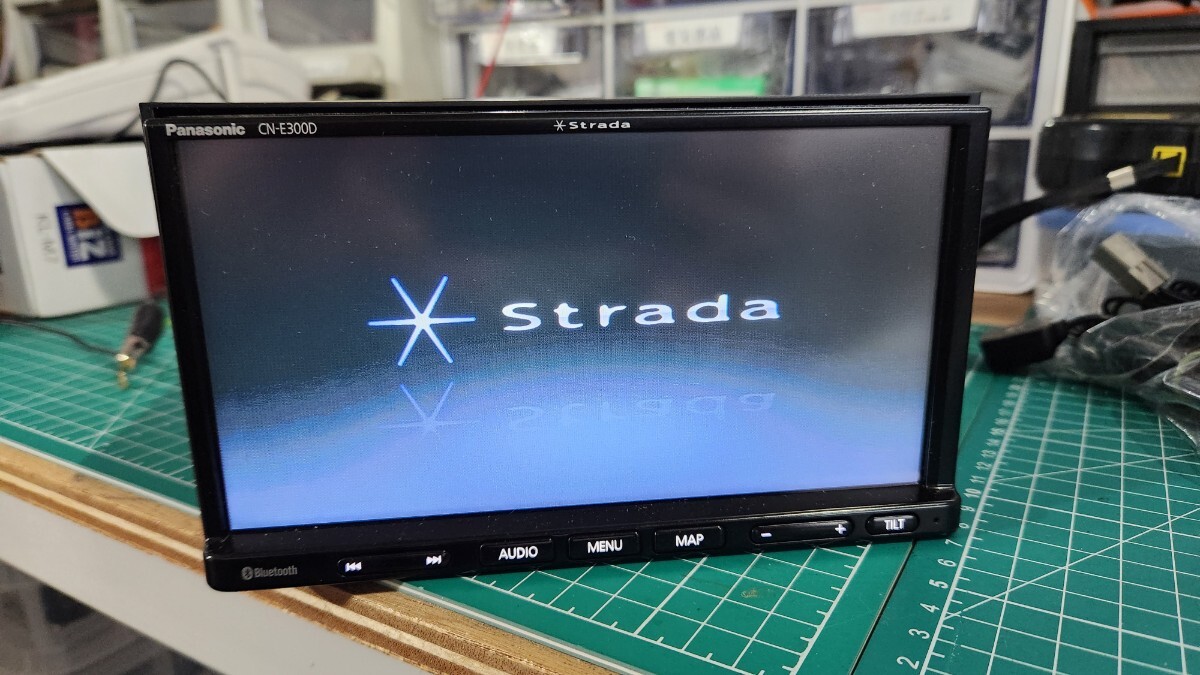 ジャンク品 Panasonic CN-E300D パナソニック ストラーダ Bluetooth(メモリーナビ)｜売買されたオークション情報、yahooの商品情報をアーカイブ公開 ...