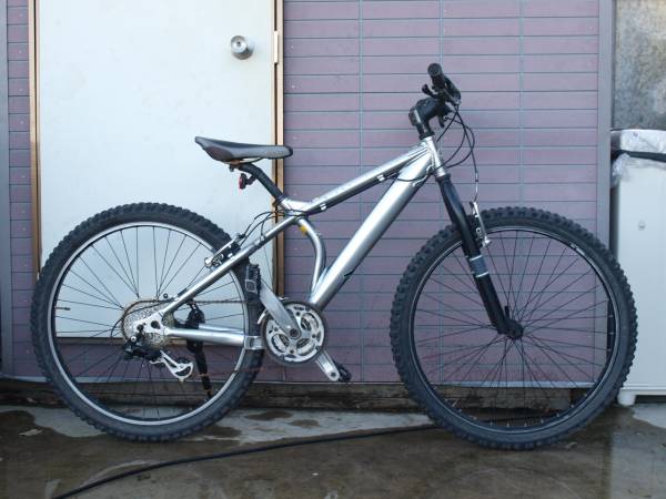 GIANT ACID DH 24インチ マウンテンバイク クロスバイク - 自転車