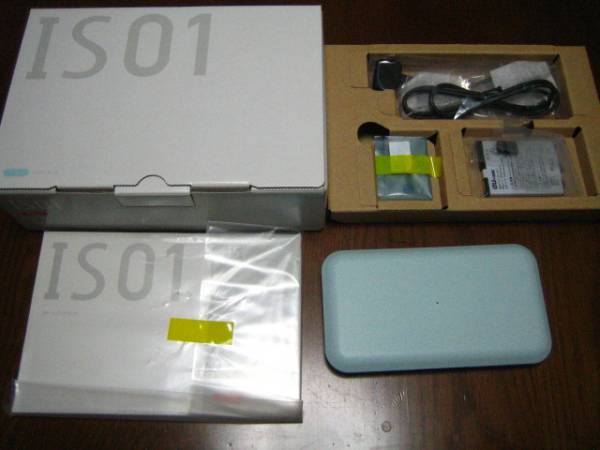 au IS01 ブルー(シャープ)｜売買されたオークション情報、yahooの商品情報をアーカイブ公開 - オークファン（aucfan.com）