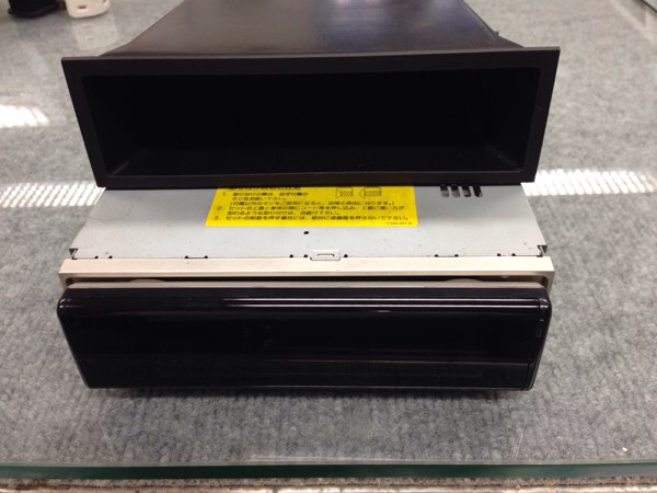 SONY CDデッキ 1DIN CDX-M750 デッキ収納BOX付き 品(ソニー)｜売買されたオークション情報、yahooの商品情報をアーカイブ公開 - オークファン（aucfan.com）