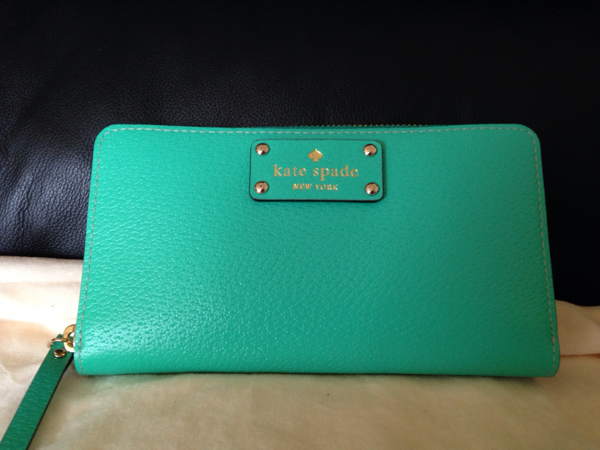 KATE SPEADE エメラルドグリーン(財布)｜売買されたオークション情報、yahooの商品情報をアーカイブ公開 - オークファン ...