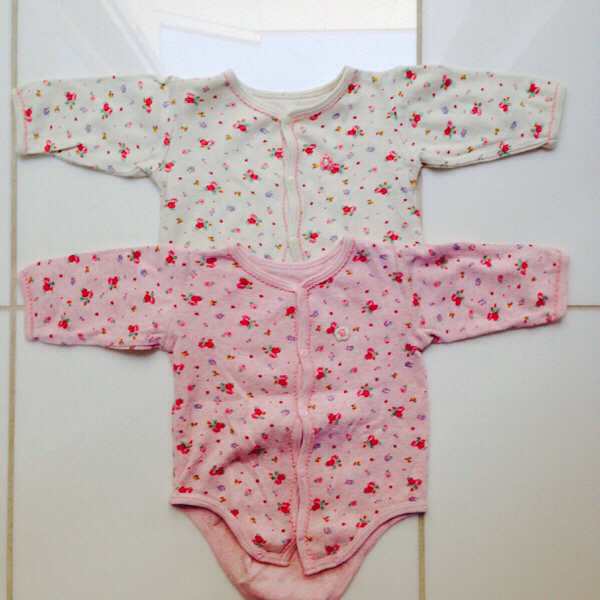 花柄 長袖ロンパース 2枚セット 69cm マザーウェイ(70（65～74cm）)｜売買されたオークション情報、yahooの商品情報をアーカイブ公開 - オークファン（aucfan.com）