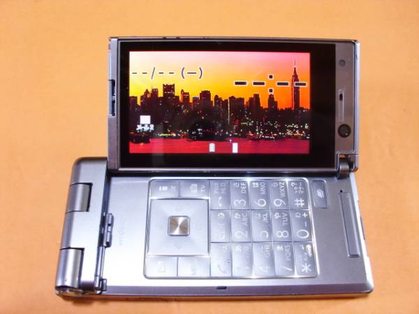 FOMA P-03A Silver(携帯電話)｜売買されたオークション情報、yahooの商品情報をアーカイブ公開 - オークファン ...