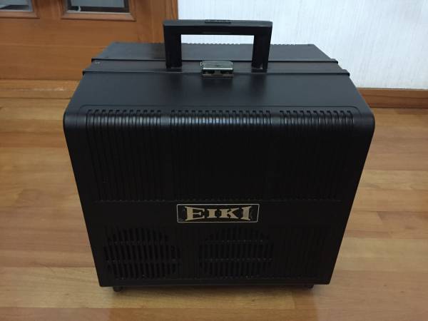 EIKI 16ミリ 映写機 SL-1 プロジェクター PROJECTOR(本体)｜売買されたオークション情報、yahooの商品情報をアーカイブ公開 - オークファン（aucfan.com）