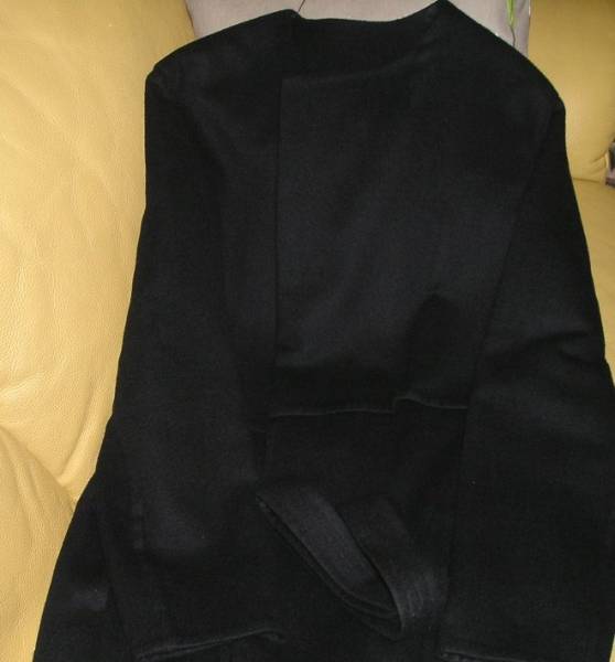 エルメス HERMES カシミア100％ リバーシブルコート(コート)｜売買されたオークション情報、yahooの商品情報をアーカイブ公開 - オークファン（aucfan.com）