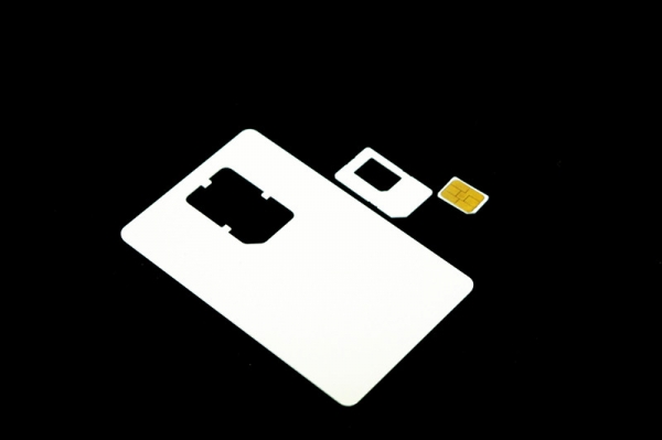 iPhone5 iPhone6 AU 専用 アクティベーション simカード(携帯電話、スマートフォン)｜売買されたオークション情報、yahooの商品情報をアーカイブ公開 - オークファン ...