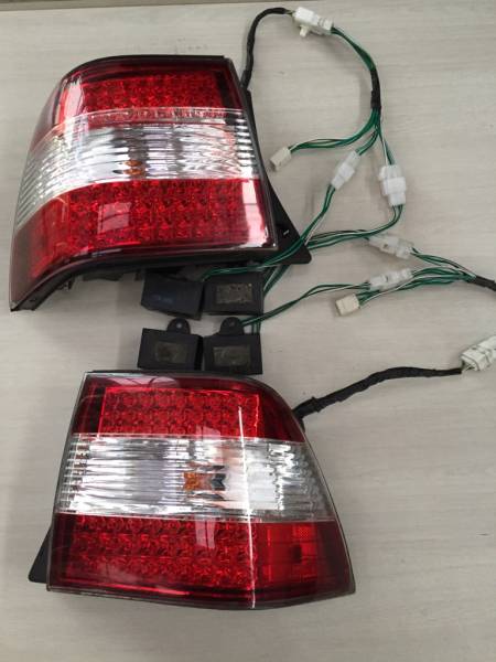 セルシオ UCF20/UCF21 社外 LEDテール 左右セット 美品 売り切り