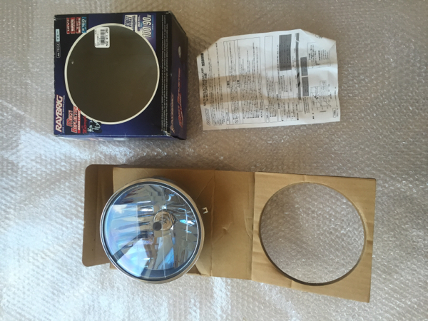 RAYBRIG ヘッドランプ FB04 ゼファーバリオスCB400ホーネット(ヘッドライト)｜売買されたオークション情報、yahooの商品情報をアーカイブ公開 - オークファン（aucfan.com）