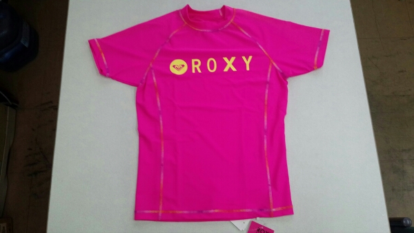 ロキシー ROXY 150 ラッシュガード UPF50＋ 1(150（145～154cm）)｜売買されたオークション情報、yahooの商品情報 ...