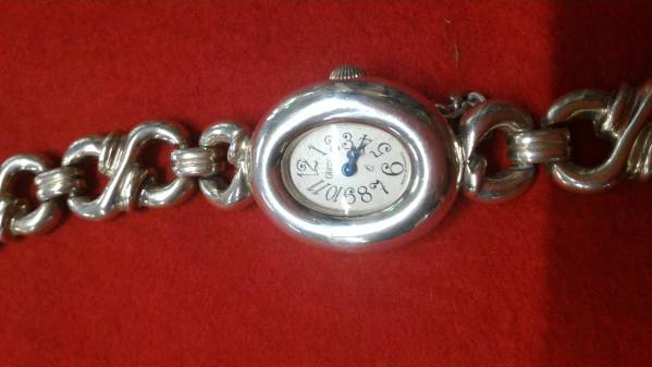 現状品 Obrey オブレイ 銀無垢 腕時計 ソリッドシルバー(2針（時、分）)｜売買されたオークション情報、yahooの商品情報をアーカイブ ...