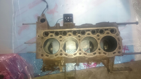 トヨタ2TG シリンダーブロック 2000cc オマケ有り(エンジン部品)｜売買されたオークション情報、yahooの商品情報をアーカイブ公開 - オークファン（aucfan.com）