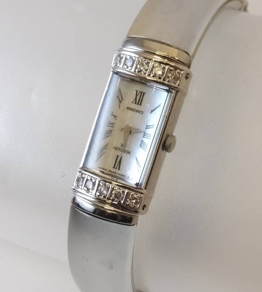 セイコーアスタリスク渡辺雪三郎2E20-6830腕時計/電池交換済 K(その他)｜売買されたオークション情報、yahooの商品情報をアーカイブ公開 - オークファン（aucfan.com）