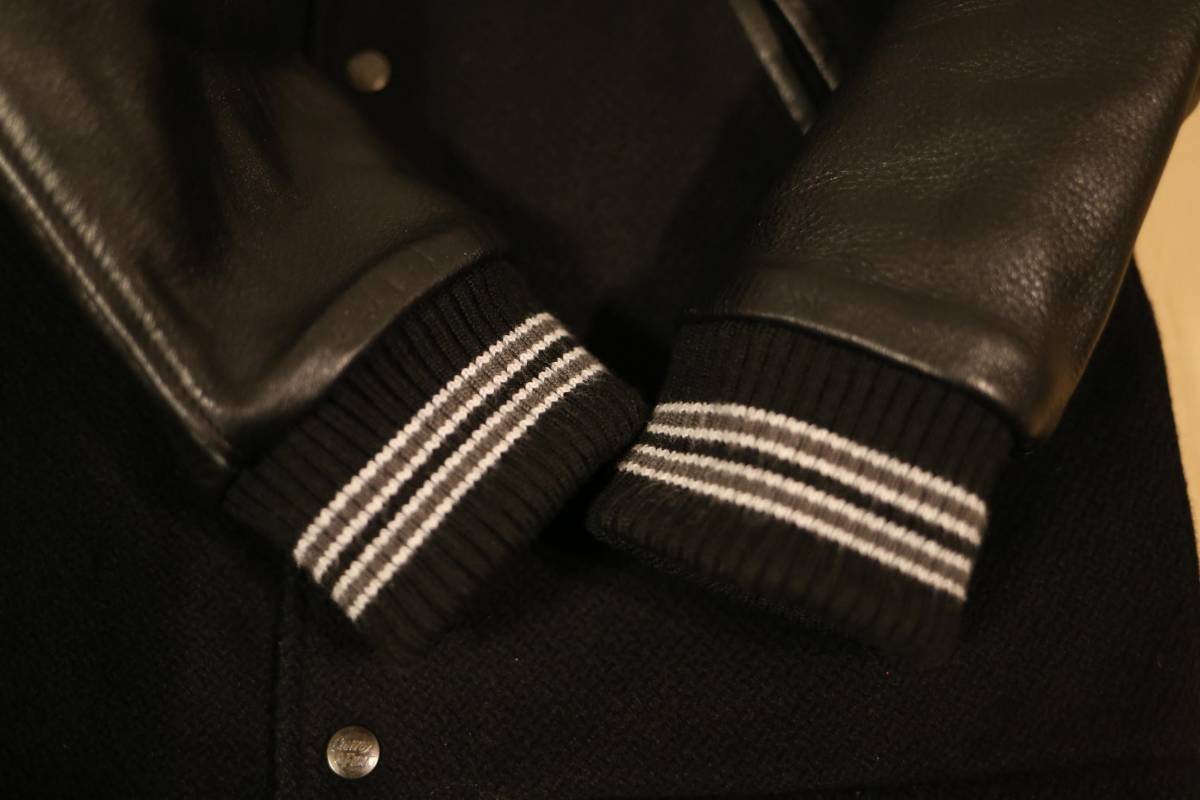 RADIALL 袖レザー スタジャン L 40 / ラディアル calee cut rate Cootie(ジャケット、上着)｜売買されたオークション情報、yahooの商品情報をアーカイブ公開 ...