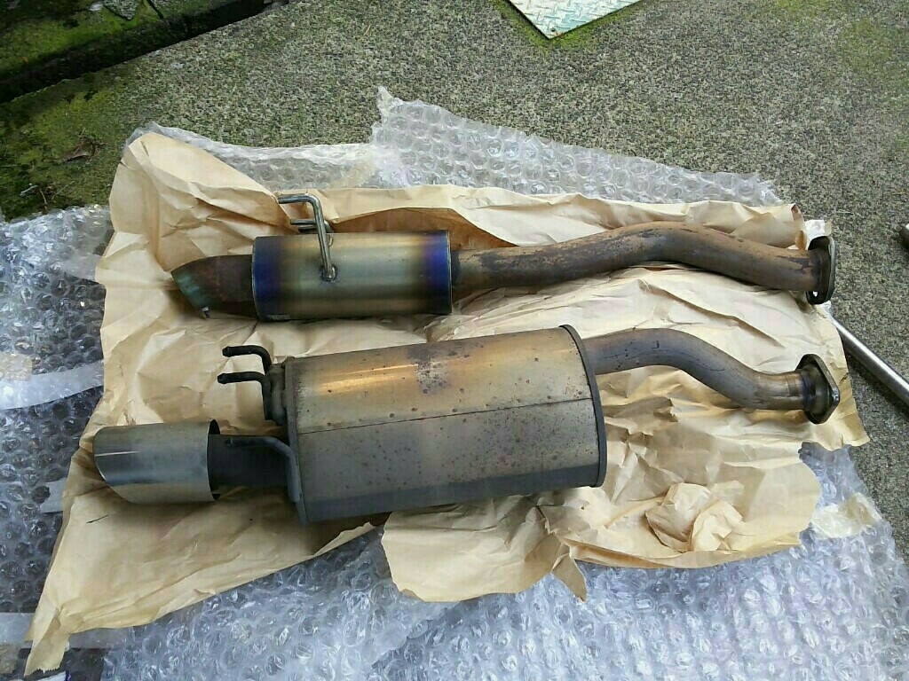 J'S RACING FD2 シビックタイプR 60Rマフラー(社外品)｜売買されたオークション情報、yahooの商品情報をアーカイブ公開 - オークファン（aucfan.com）