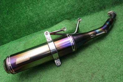 27736 フォルツァ. MF08 MAC-MRD チタンマフラー(マフラー本体（社外）)｜売買されたオークション情報、yahooの商品情報をアーカイブ公開 - オークファン（aucfan.com）