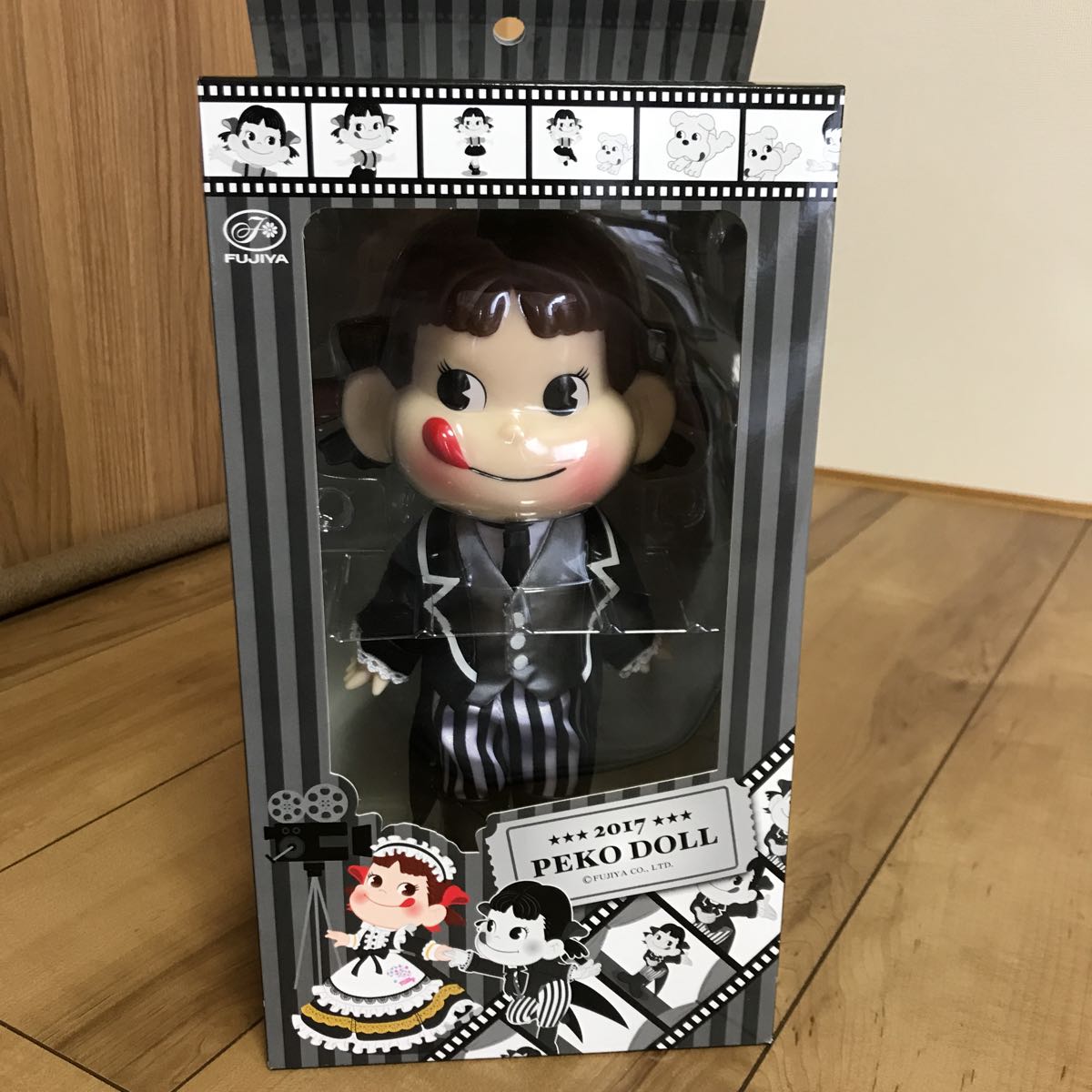 不二家 2017 PEKO DOLL ペコちゃん フィギュア 人形 ドール(ペコちゃん)｜売買されたオークション情報、yahooの商品情報をアーカイブ公開 - オークファン（aucfan.com）