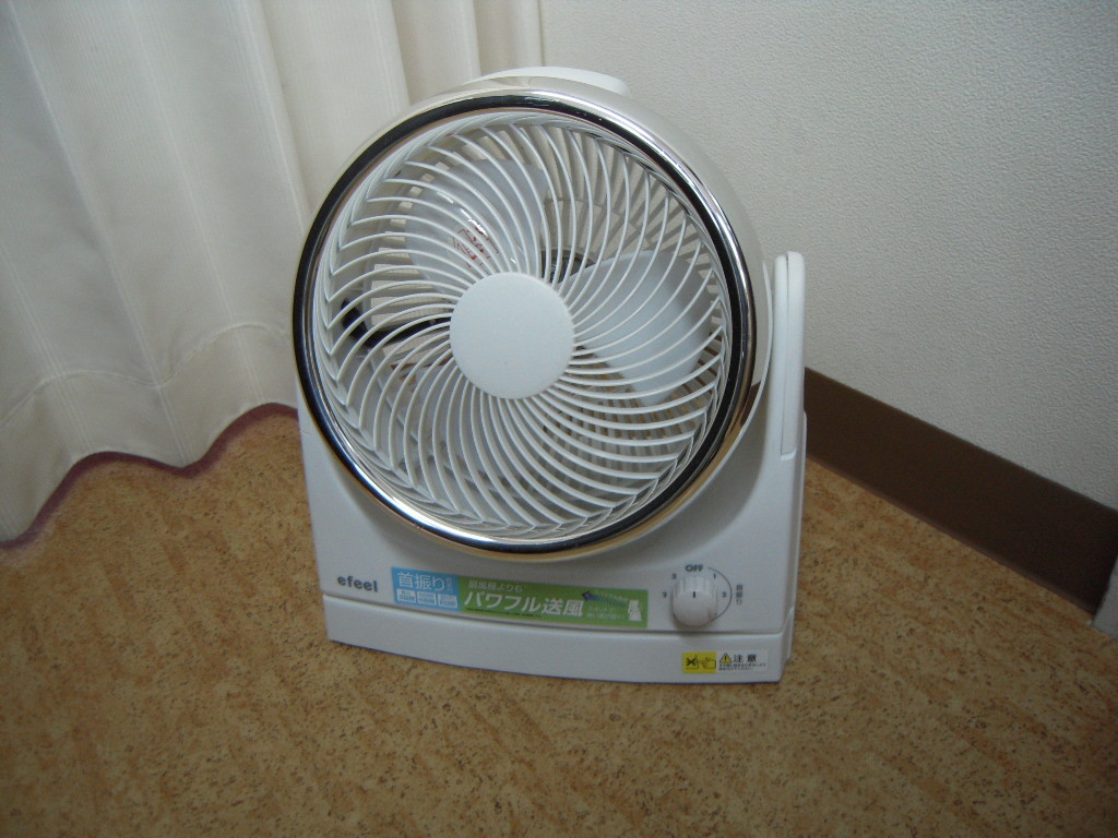 サーキュレーター 首振り機能 EAC-2K アイリスオーヤマ(扇風機)｜売買されたオークション情報、yahooの商品情報をアーカイブ公開 - オークファン（aucfan.com）