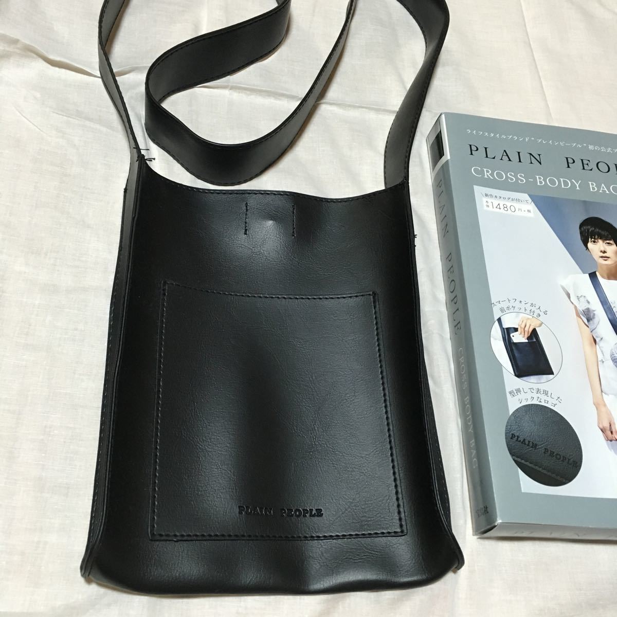 PLAIN PEAPLE プレインピープル クロスボディバッグバックポシェットポーチ黒ムック(合成皮革)｜売買されたオークション情報 ...