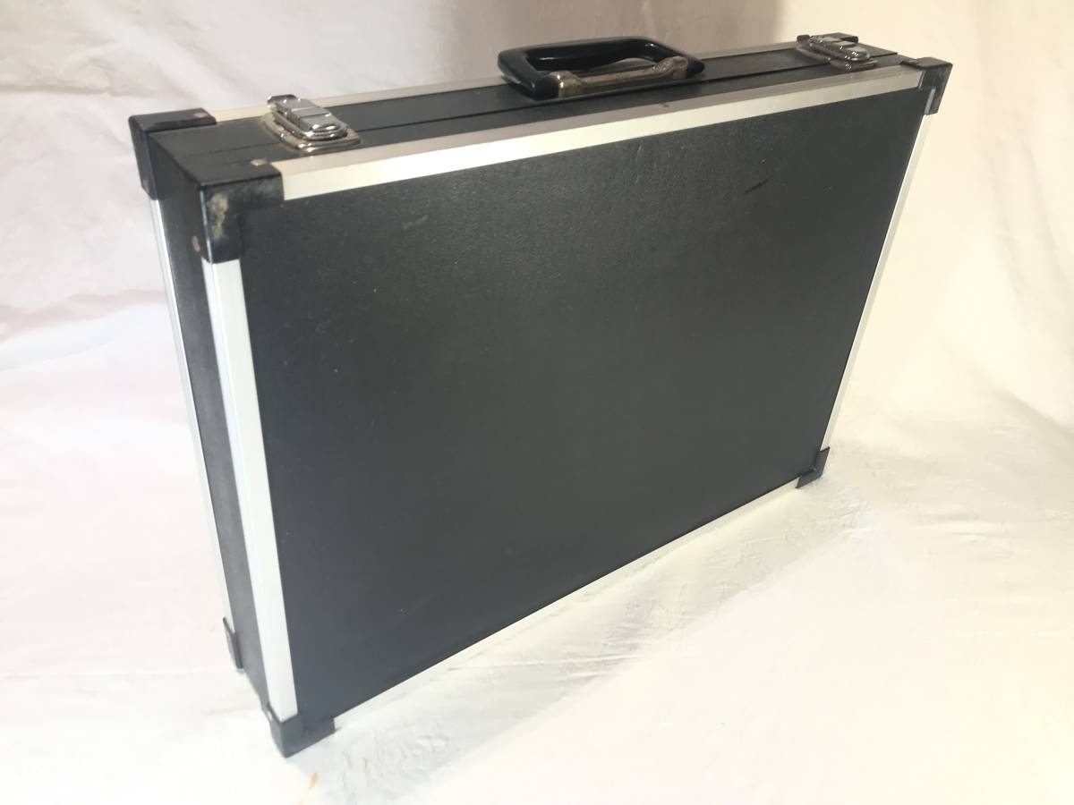 エフェクターボード ハードケース ギター ベース用 52cm+37cm+10cm(ケース、エフェクターボード)｜売買されたオークション情報、yahooの商品情報をアーカイブ公開 ...