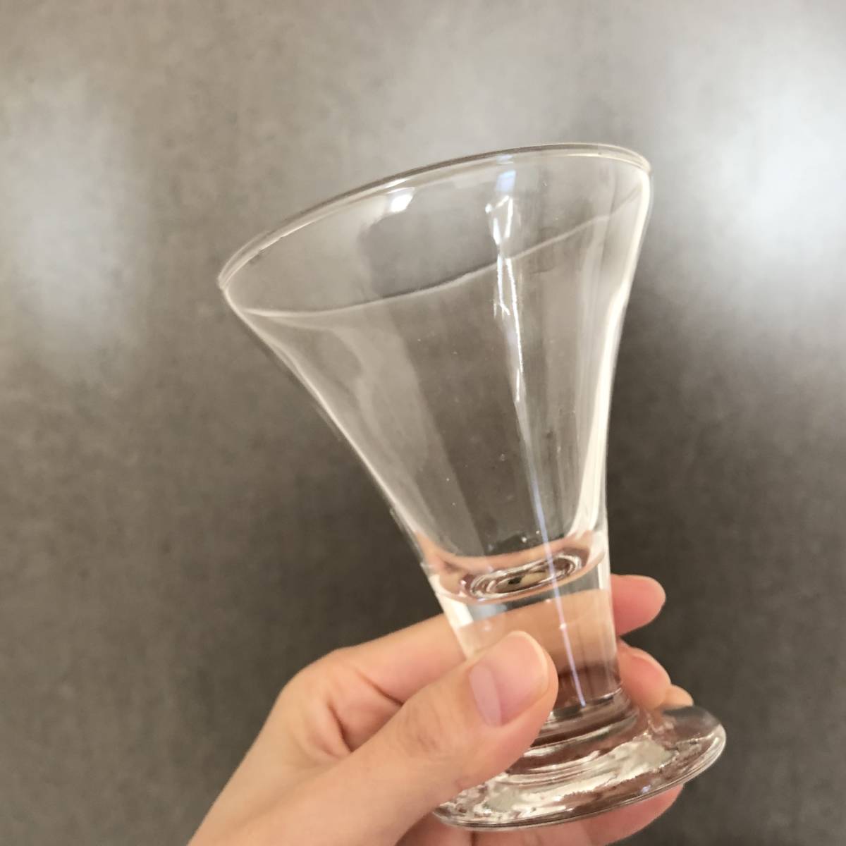 古物 大正 昭和 ガラス パフェグラス 2set ／ レトロ ヴィンテージ(その他)｜売買されたオークション情報、yahooの商品情報をアーカイブ公開 - オークファン（aucfan.com）