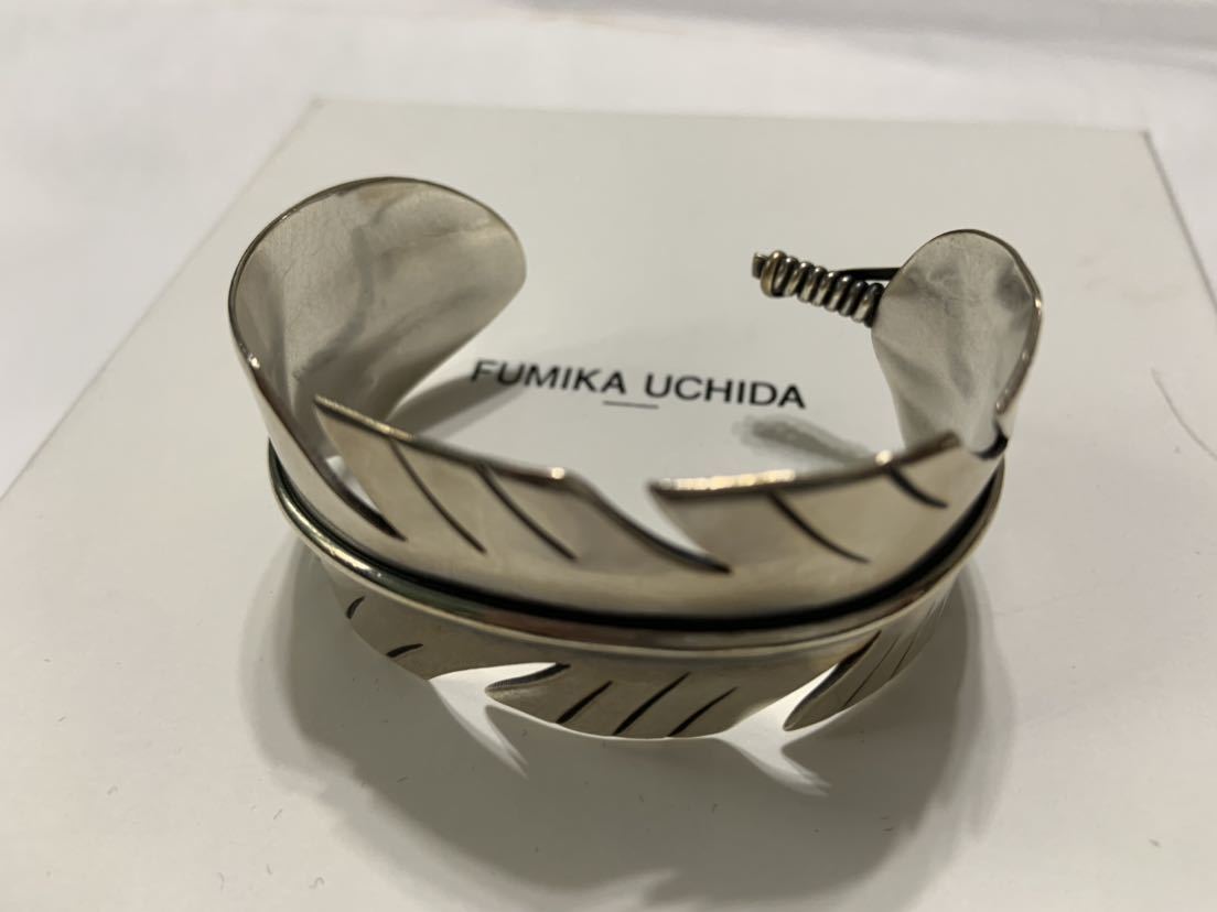 FUMIKA UCHIDA フミカウチダ フェザーバングル ナバホ(その他)｜売買されたオークション情報、yahooの商品情報をアーカイブ公開 ...